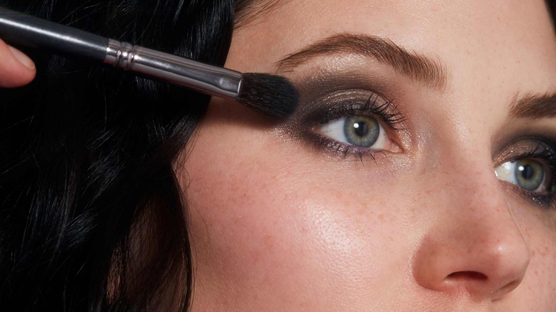 black smokey eye tutorial