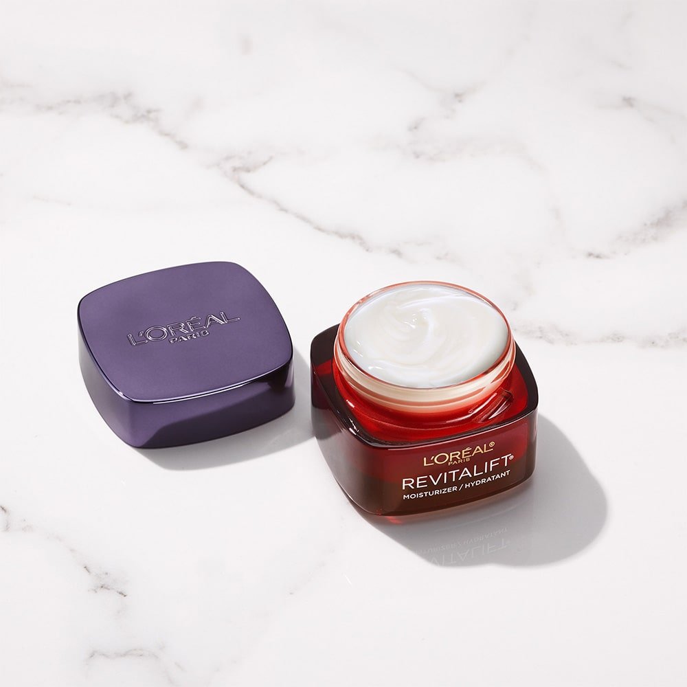 RevitaLift Triple Power Anti-Aging Day Moisturizer - L’Oréal Paris